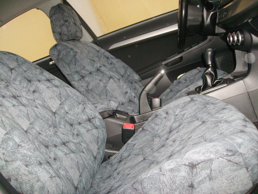 Galerie foto huse auto personalizate Mitsubishi