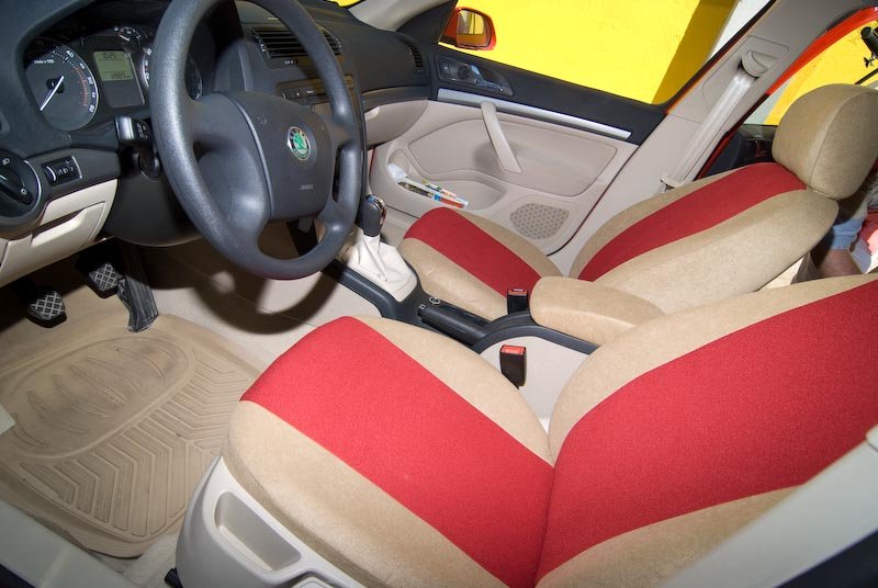 Galerie foto huse auto personalizate Skoda