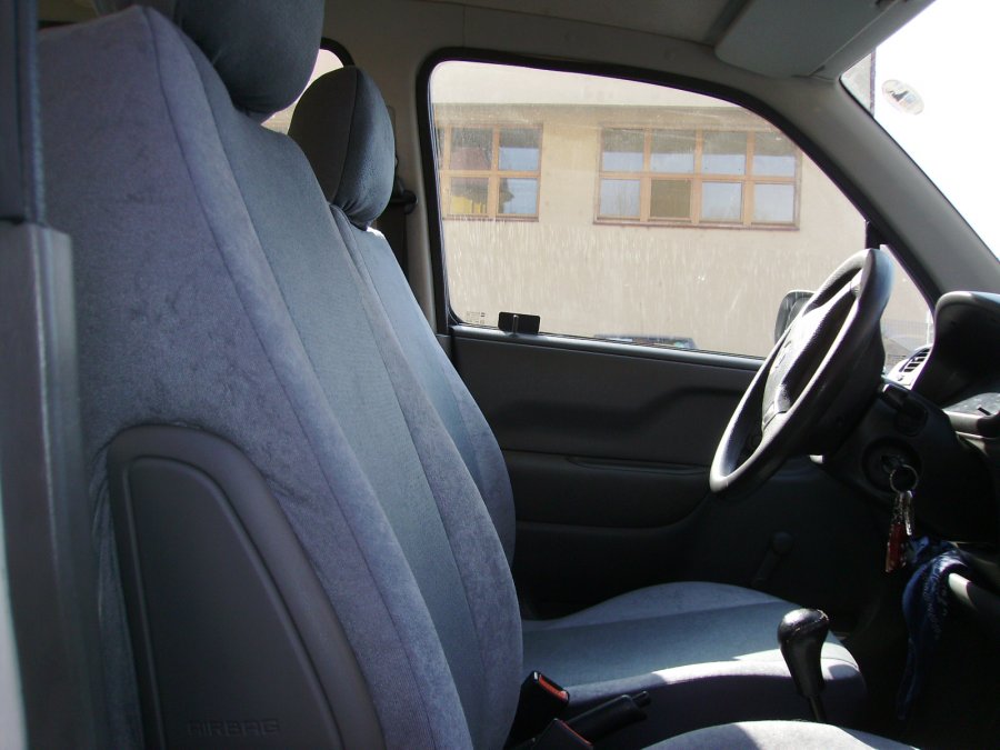 Galerie foto huse auto personalizate Opel