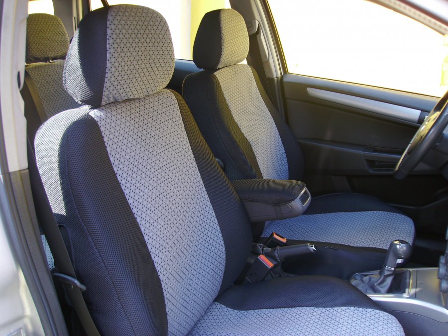 Galerie foto huse auto personalizate Opel